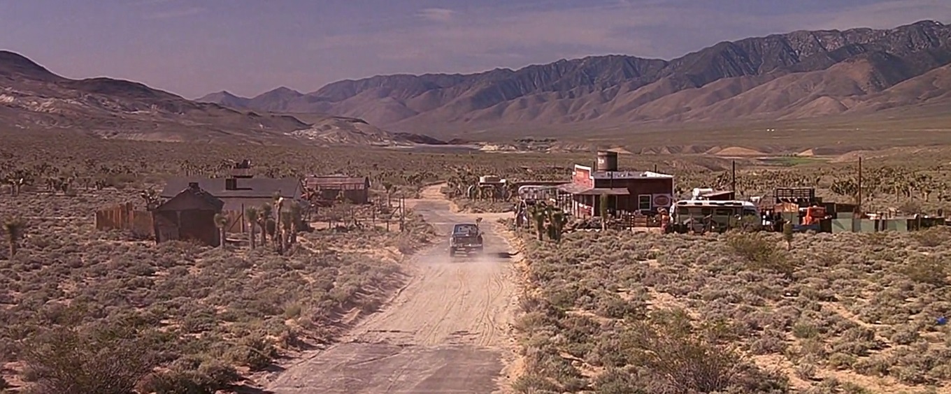 Season 1: Episode 4- The Graboids (Tremors & Tremors II- 1990/1996 ...